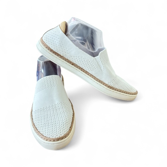 UGG | Shoes | Ugg Australia Sammy Slip On Hyper Weave Casual Sneakers ...